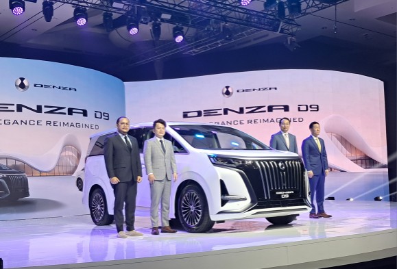 DENZA D9 Resmi Mengaspal di Indonesia