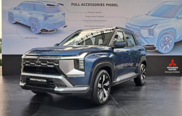 FIRST IMPRESSION MITSUBISHI ALL-NEW DESTINATOR: Premium SUV 7 Penumpang ...