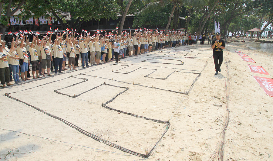 DEMI MURI, FEDERAL PARTS KORBANKAN 1200 PCS RANTAI MOTOR