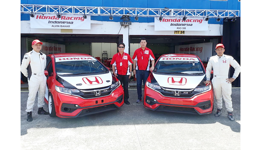 Honda Racing Indonesia Perkenalkan Mobil Balap Terbarunya