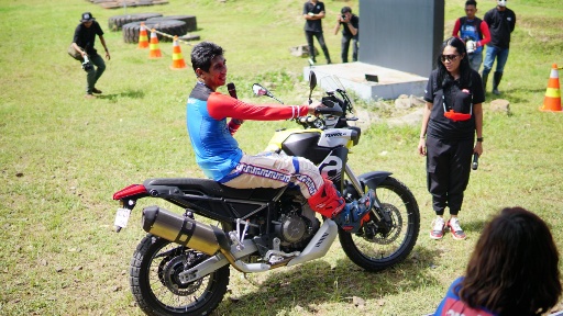 Piaggio Indonesia Gelar Test Ride Motor Adventure Aprilia Tuareg 660 di ...