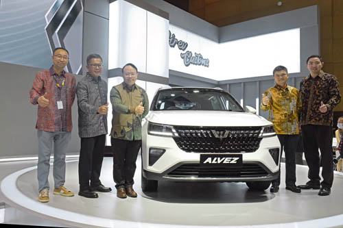 Wuling Alvez Resmi Meluncur di Indonesia, Harganya Rp 200 Jutaan