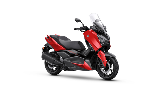 Yamaha Hadirkan Warna dan Grafis Baru XMAX Connected