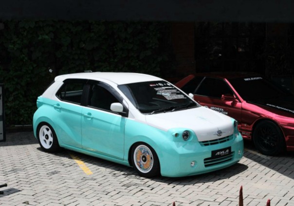 IMX 2025 Pecah! Liberty Walk, Top Secret, RWB hingga Hot Wheels ...